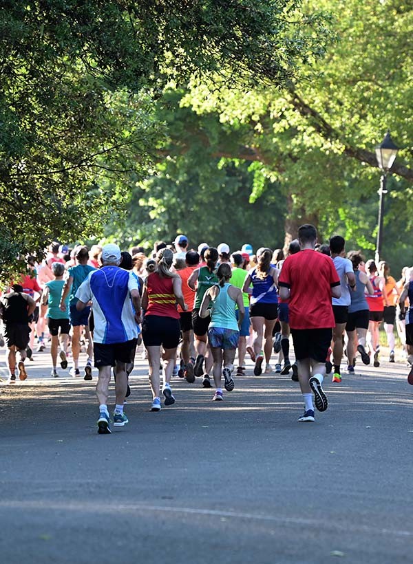 London, Victoria - Run and Become